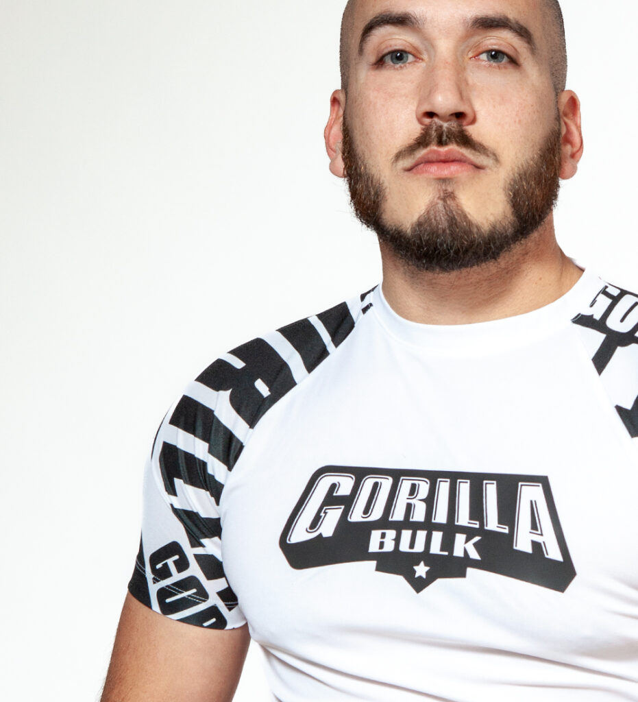 Tshirt MuscleFit Mangas Padrão – Gorilla Bulk